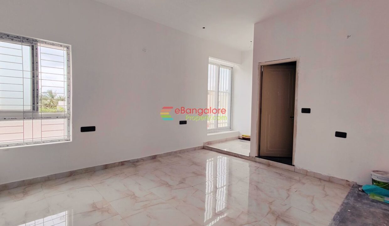 JP Nagar 8th Phase- 3BHK Duplex House Plus 6 Rental Units For Sale on ...